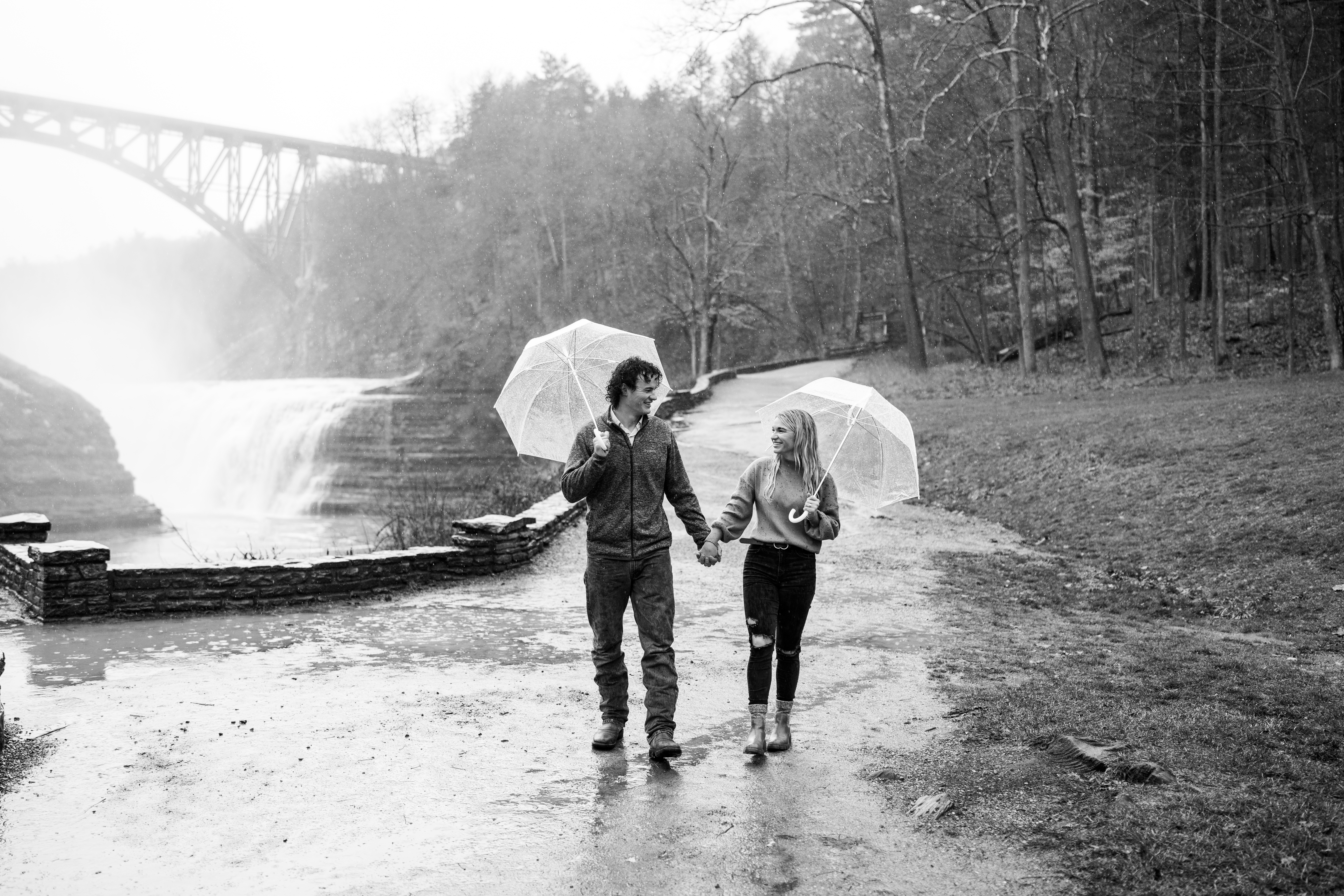Rainy Day Engagement Session | Letchworth State Park