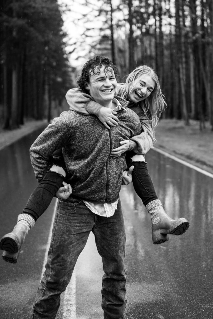 Rainy Day Engagement Session | Letchworth State Park