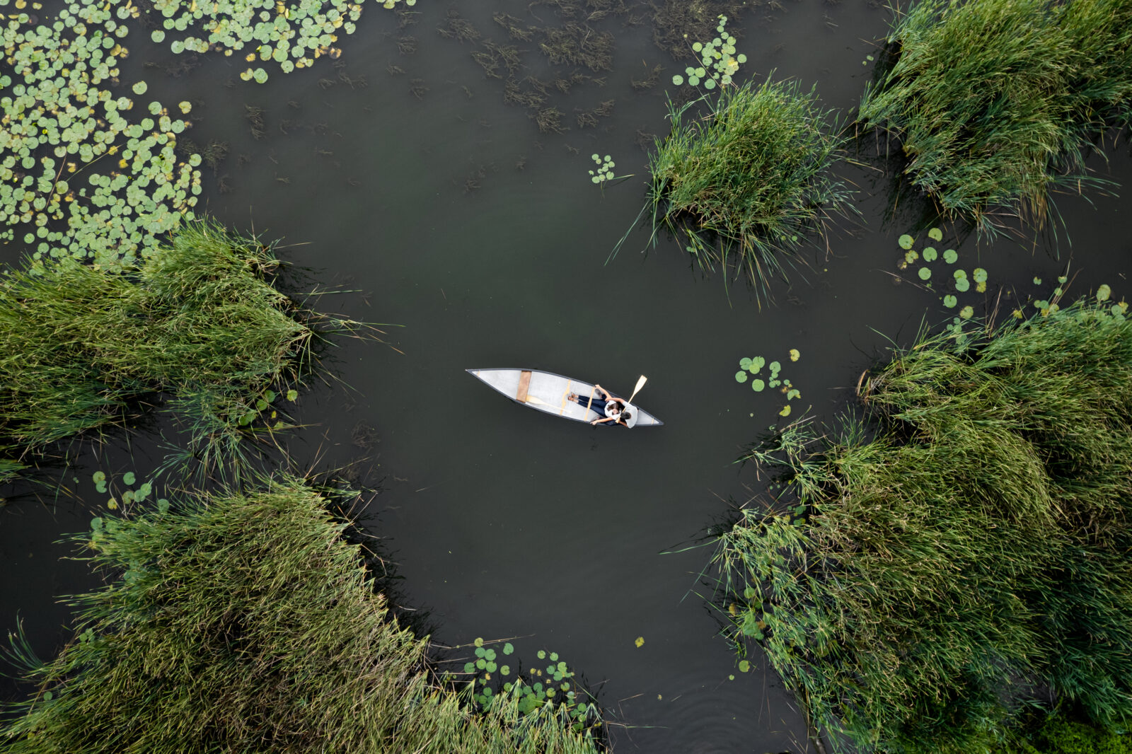 Beach Engagement Photos in Rochester, NY | Jessica & Bram